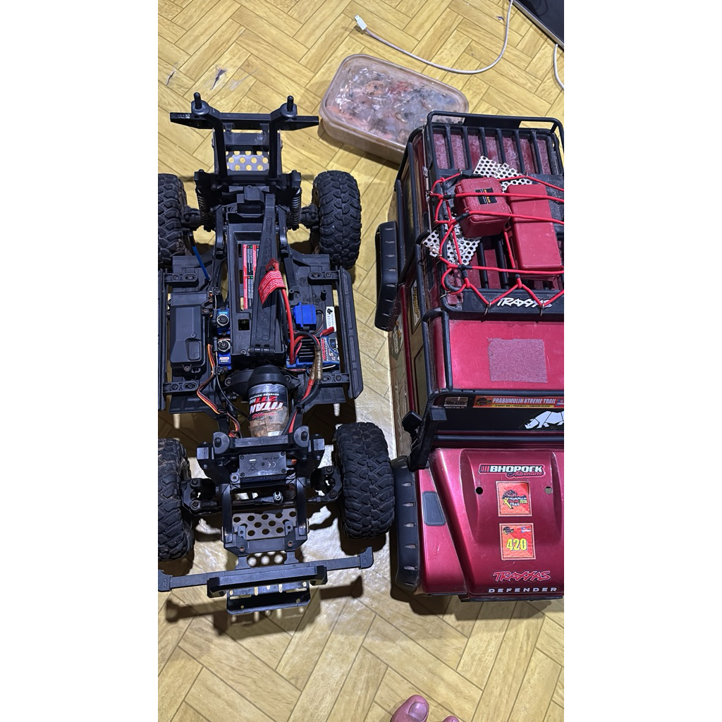 Jual Traxxas TRX4 Land Rover Defender 1/10 Scale, Second Like New RTR ...