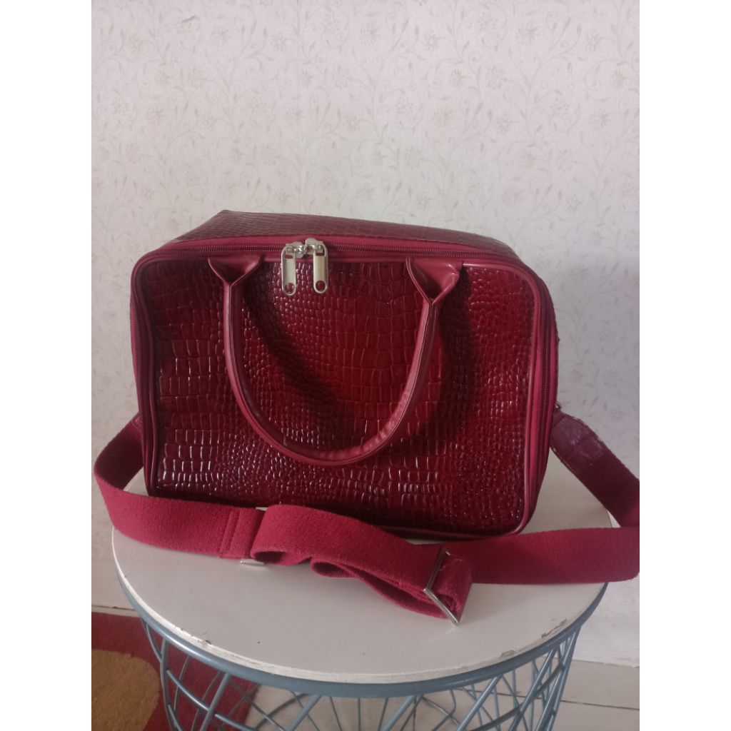 Jual Preloved tas unik / koper mini / Sling bag im**** kulit croco ...