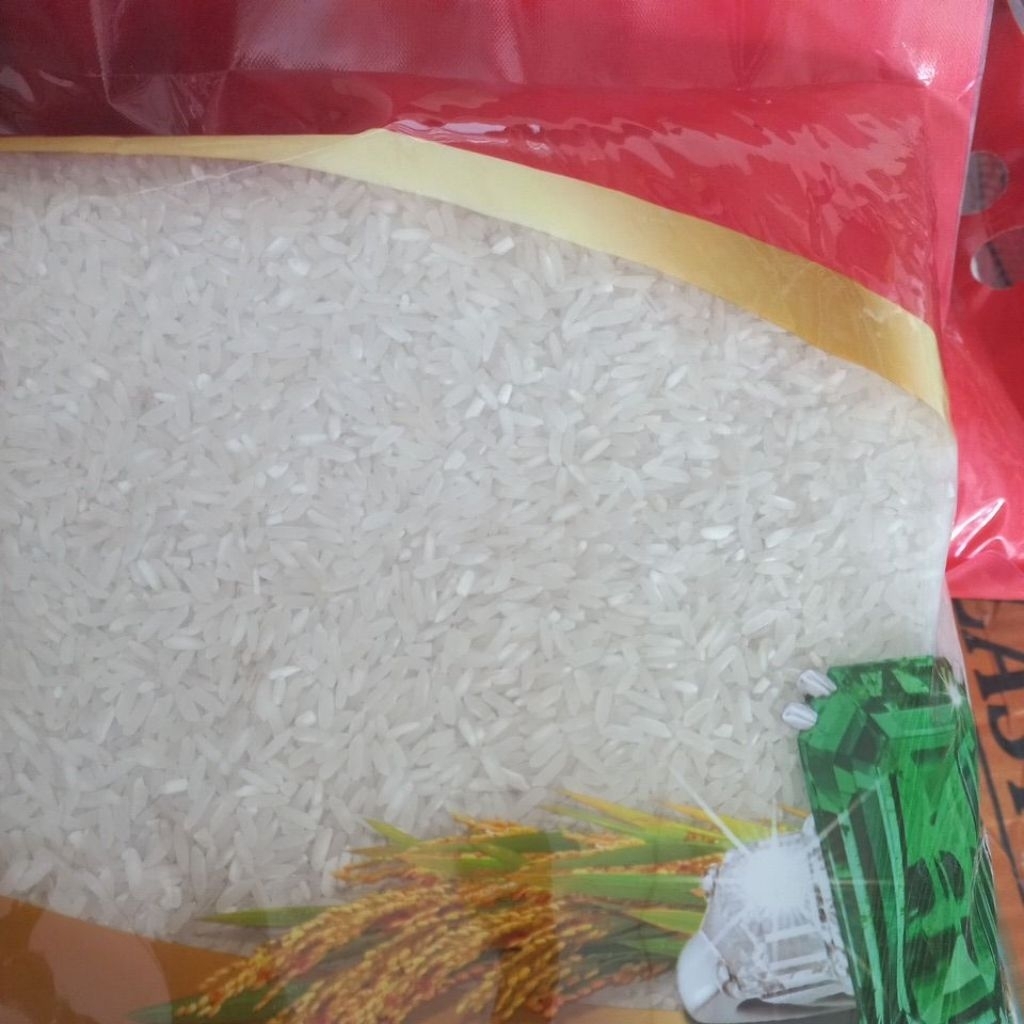 Jual Beras Kemasan 5kg | Raja Ultima | Beras Raja | Beras Cap Belalang ...