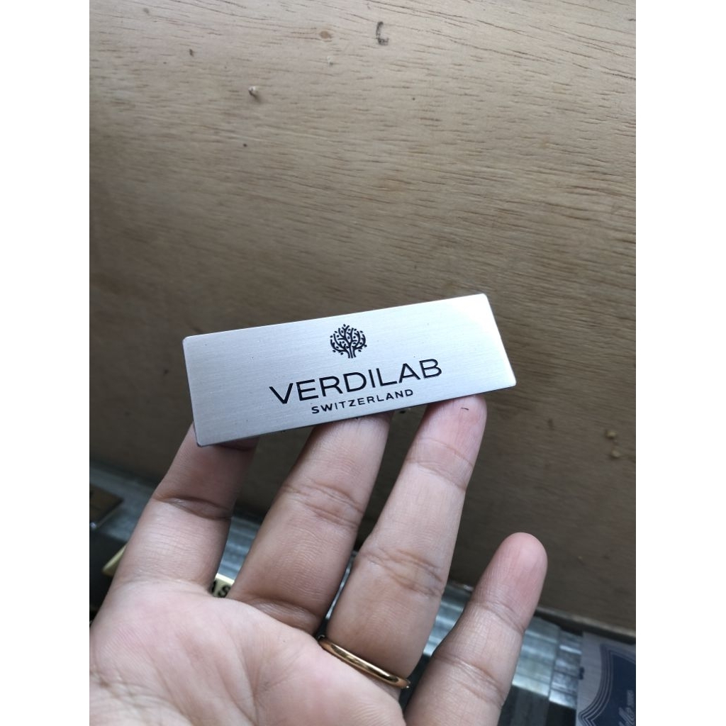Jual Pin Custom Logo dan Nama bahan stainless | Shopee Indonesia