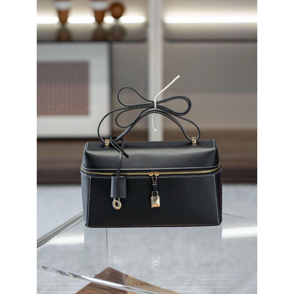 Jual MOANNA Loppie Crossbody Genuine Leather Tas KULAS | Shopee Indonesia
