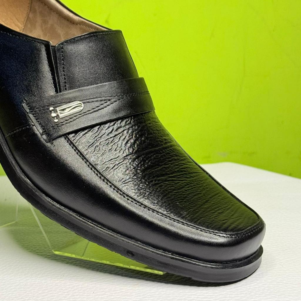 Jual SEPATU DEVANO PANTOFEL HITAM KULIT PRIA SEPATU KULIT PANTOFEL ...