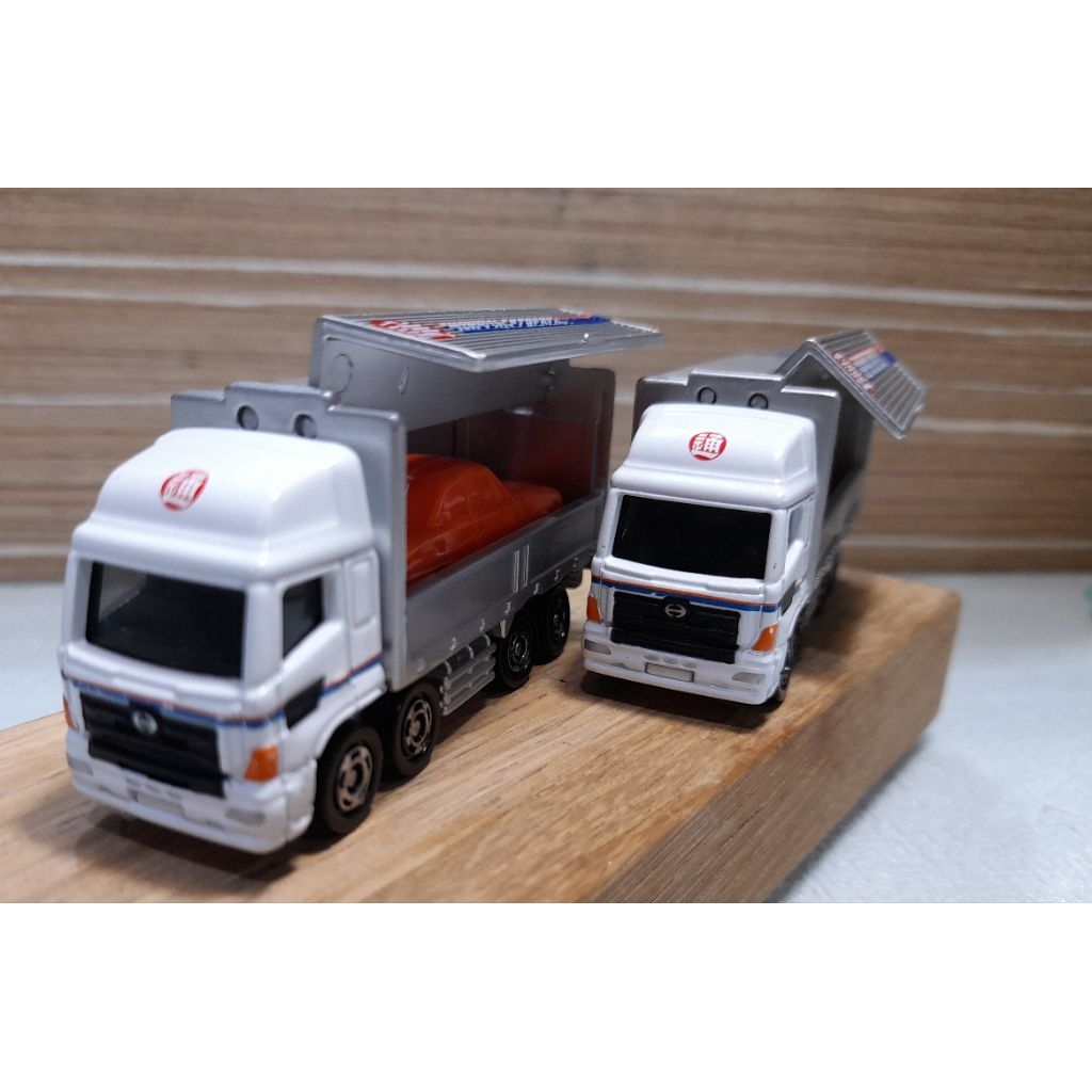 Jual Tomica Hino Provia a Nippon Express Heavy duty truck Medium size ...