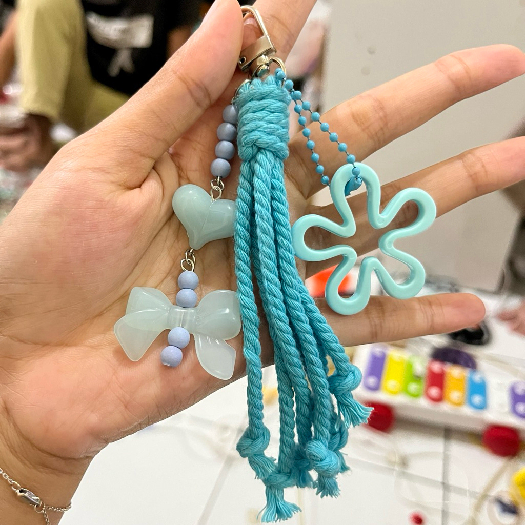 Jual Bagcharm Macrame Blue Lovers | gantungan tas/kunci lucu | ganci ...