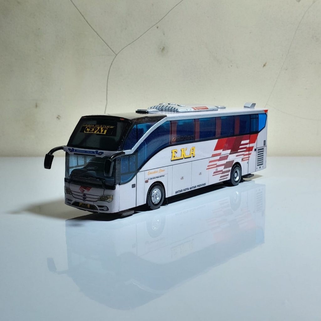 Jual MINIATUR BUS EKA NEW VENTURA3+ | Shopee Indonesia