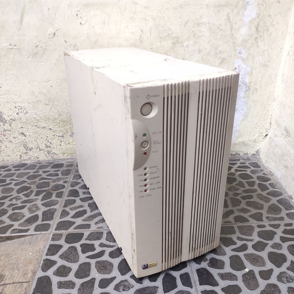 Jual UPS VEKTOR 3000VA 2100WATT MS/ML+3000 UPS 3KVA ON SINEWAVE ups ...