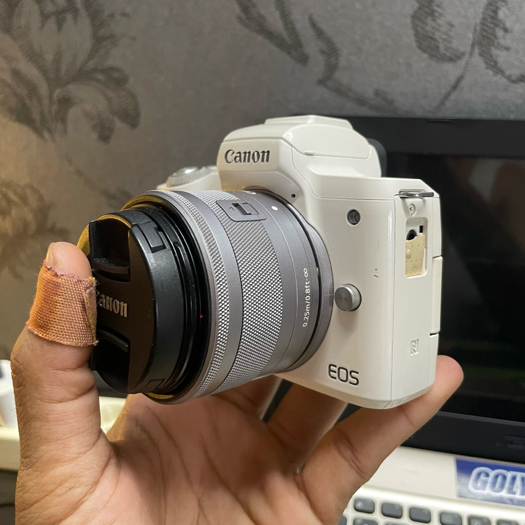 Jual MIRRORLESS CANON M50 + LENSA KIT 15-45mm Warna Putih | Shopee ...