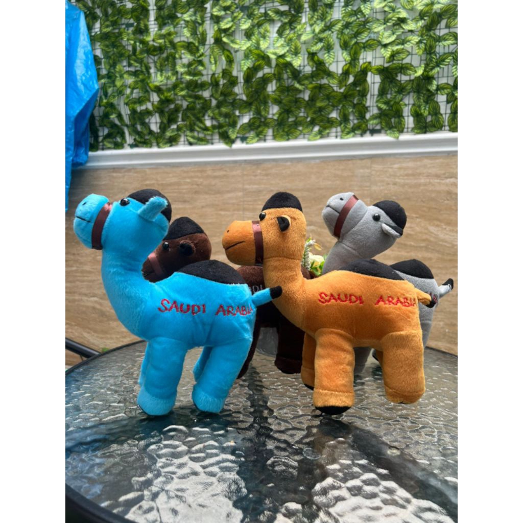 Jual Boneka unta warna ada 4 varian warna | Shopee Indonesia