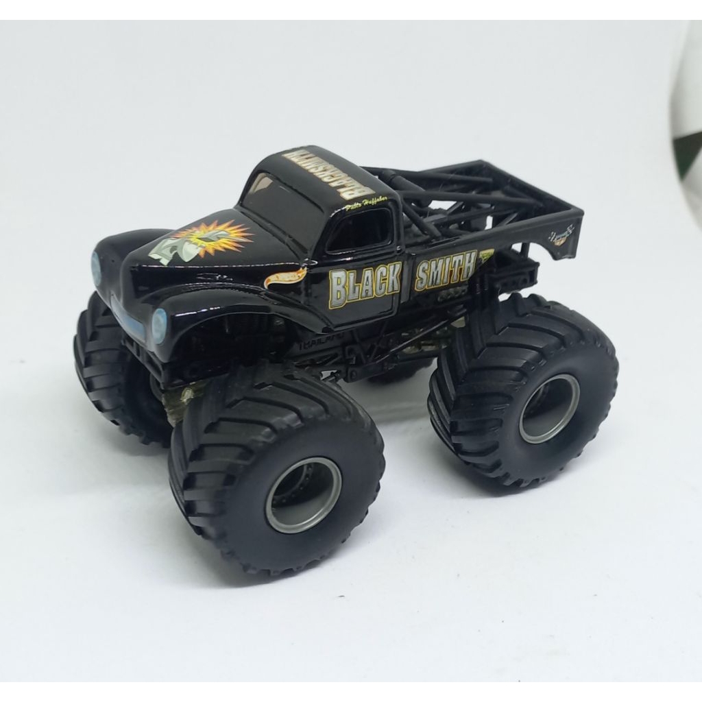 Jual hot wheels monster jam willys blacksmith black smith loose diecast ...