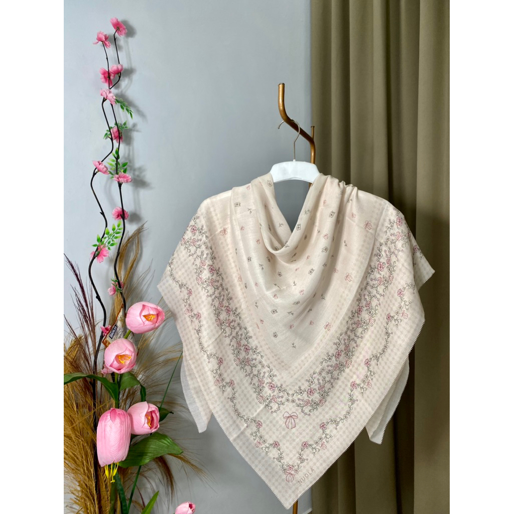 Jual NUOLA Hijab Motif Cantik, Bahan Voal Baby Tryspan, Lembut, Lentur ...