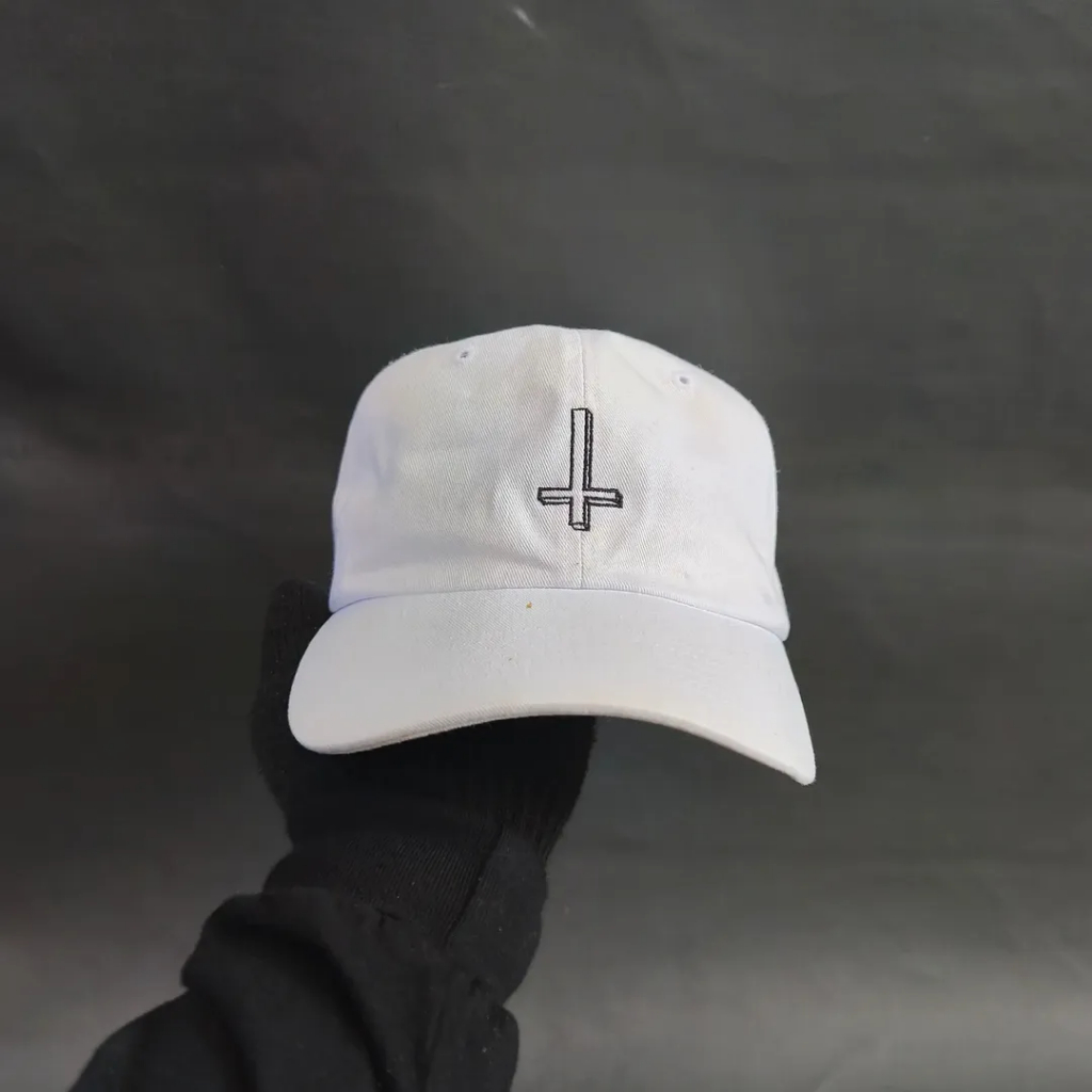 Jual Topi SImple Cap Unisex Pria Wanita CROSS Putih | Shopee Indonesia