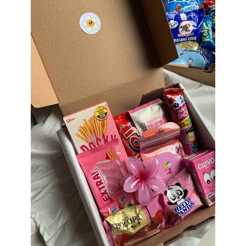 Jual Gift box/snack pink murah cantik untuk orang special | Shopee ...