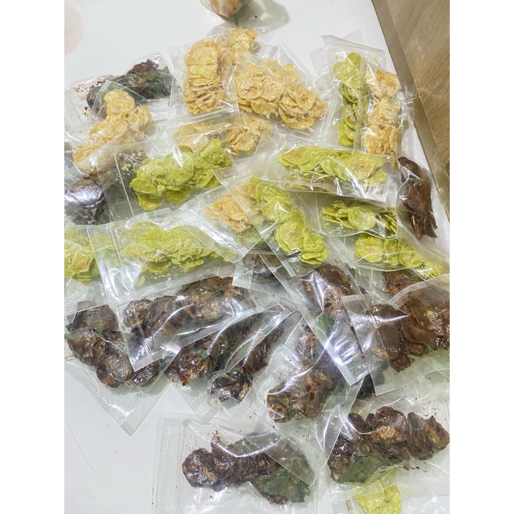 Jual KERIPIK PISANG LUMER 50gr | Shopee Indonesia