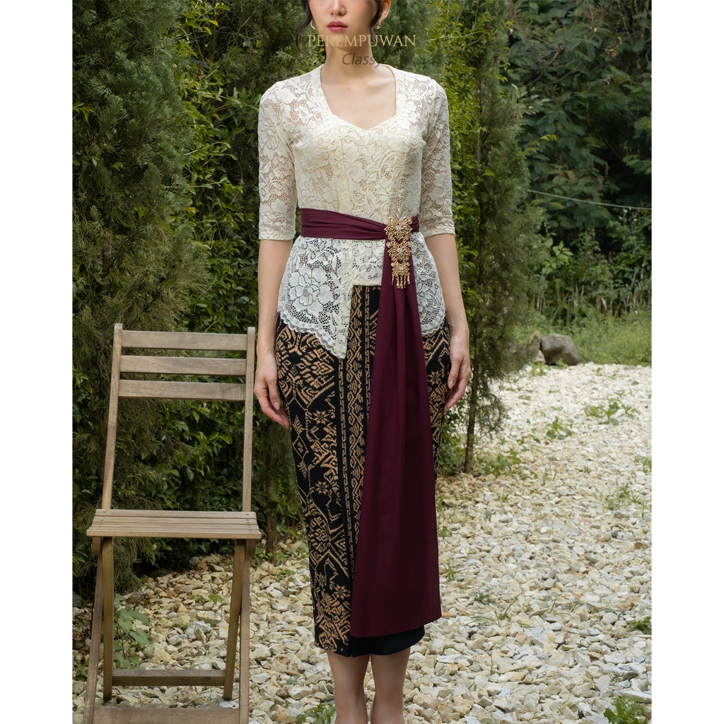 Jual PEREMPUWAN | Set Kebaya Wanita Bali Kutu baru Brokat Wisuda ...