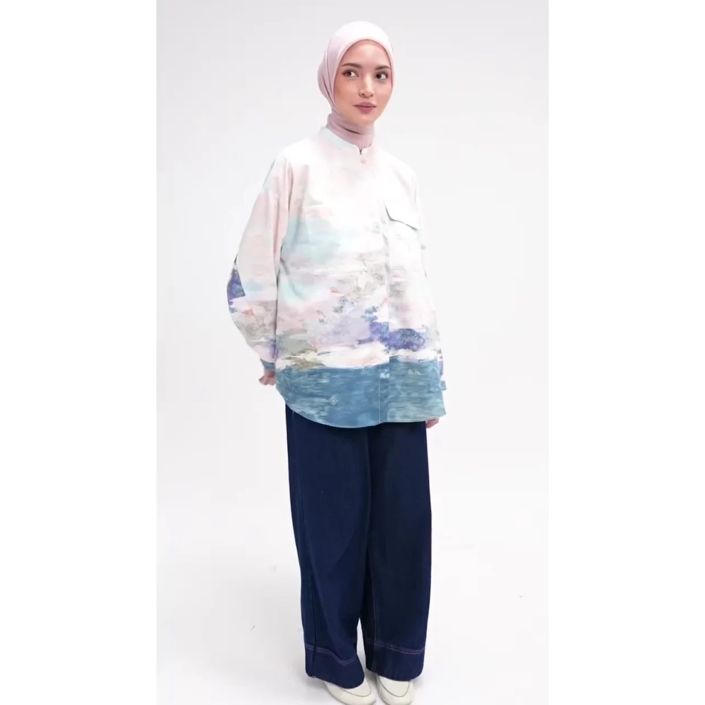 Jual SOLANGE SHIRT -RIA MIRANDA | Shopee Indonesia