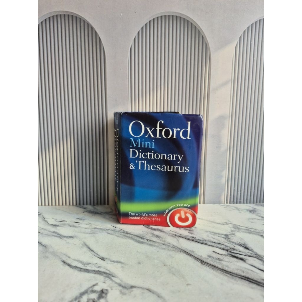 Jual Oxford Mini Dictionary & Thesaurus Second Original | Shopee Indonesia