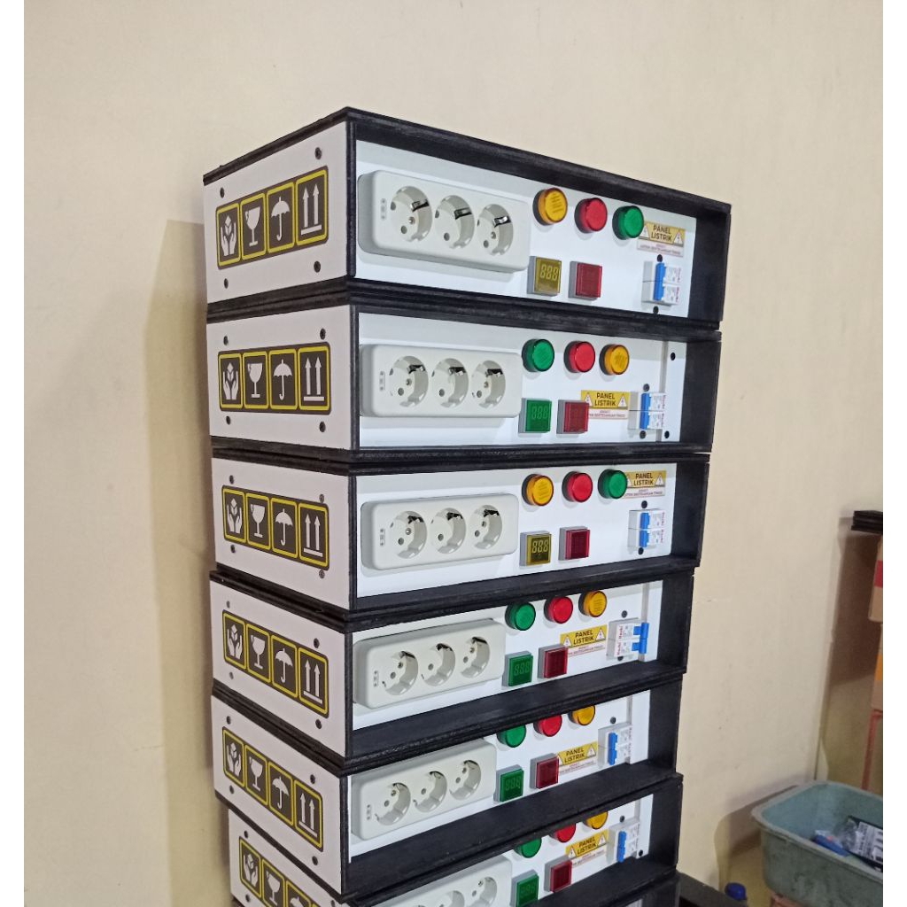 Jual PANEL LISTRIK / PANEL AUDIO 1 PHASE input arus terminal block ...