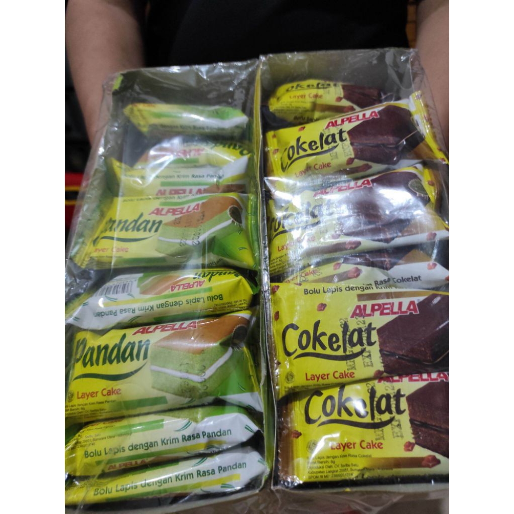 Jual alpella cake bolu lapis pandan coklat isi 24 pcs /Alpella Pandan 1 ...