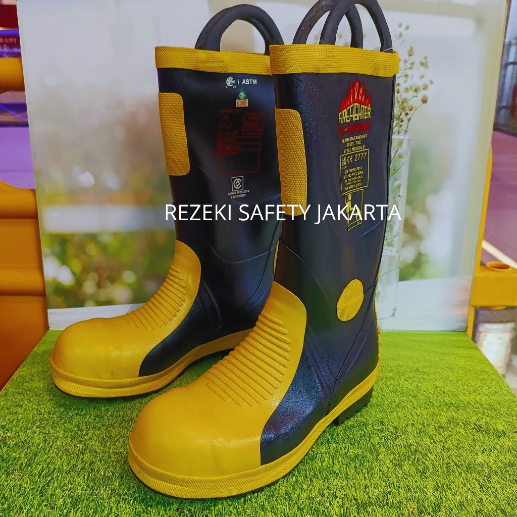 Jual Sepatu Pemadam Kebakaran / Fireman Boot Damkar Merk HARVIK ...