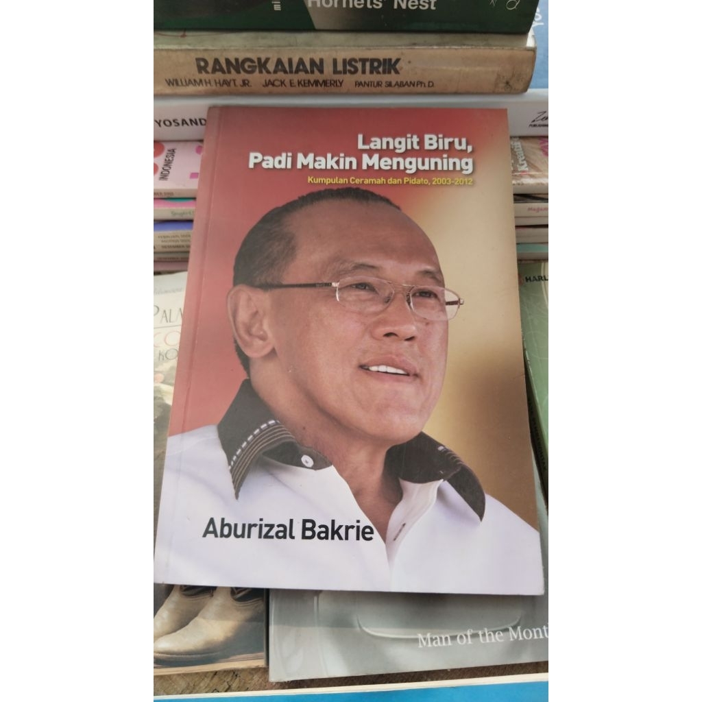 Jual buku langit biru,padi makin menguning,aburizal bakrie | Shopee ...