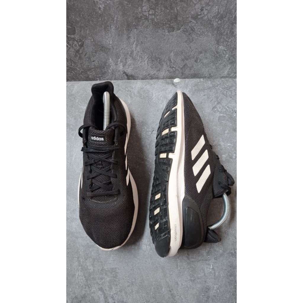 Jual Sepatu Running Second Cloud Size 41 1/3 | Shopee Indonesia