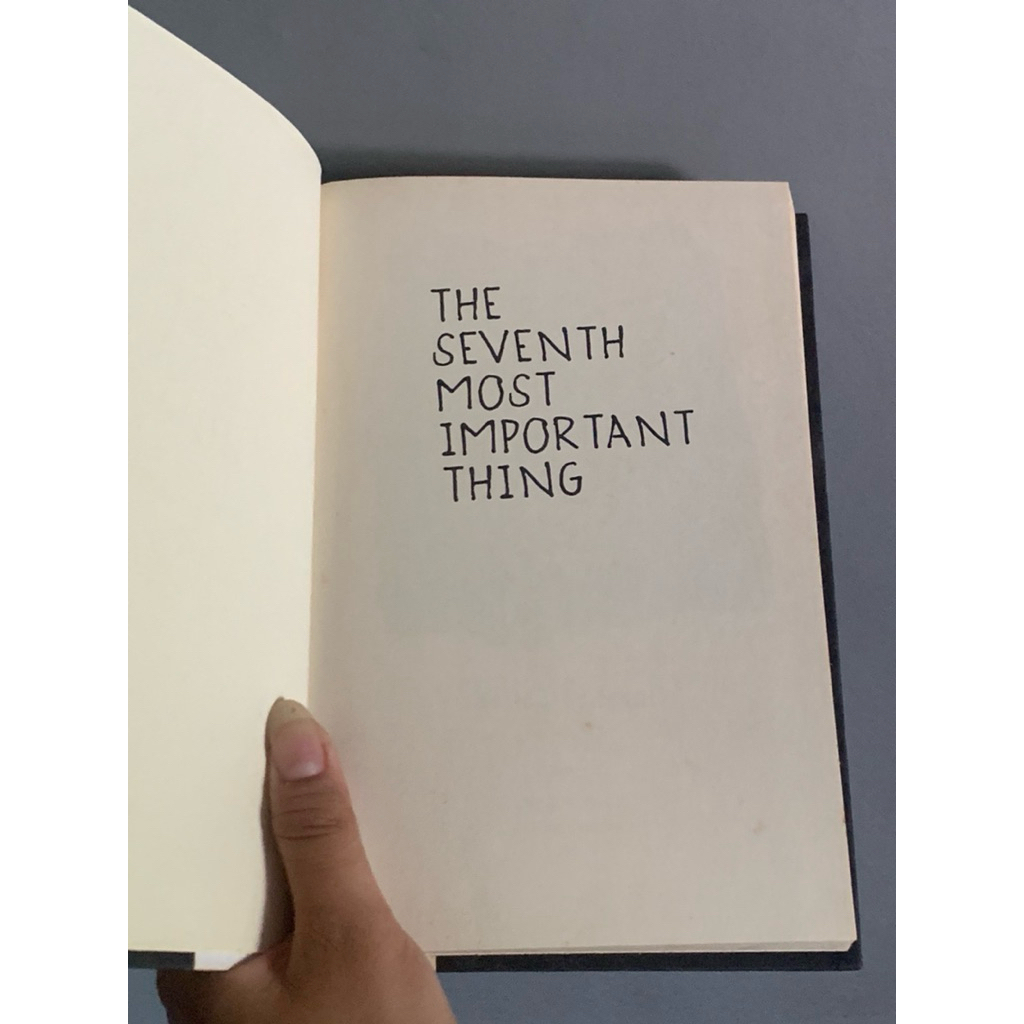Jual THE SEVENTH MOST IMPORTANT THING PRELOVED NOVEL BAHASA INGGRIS ...