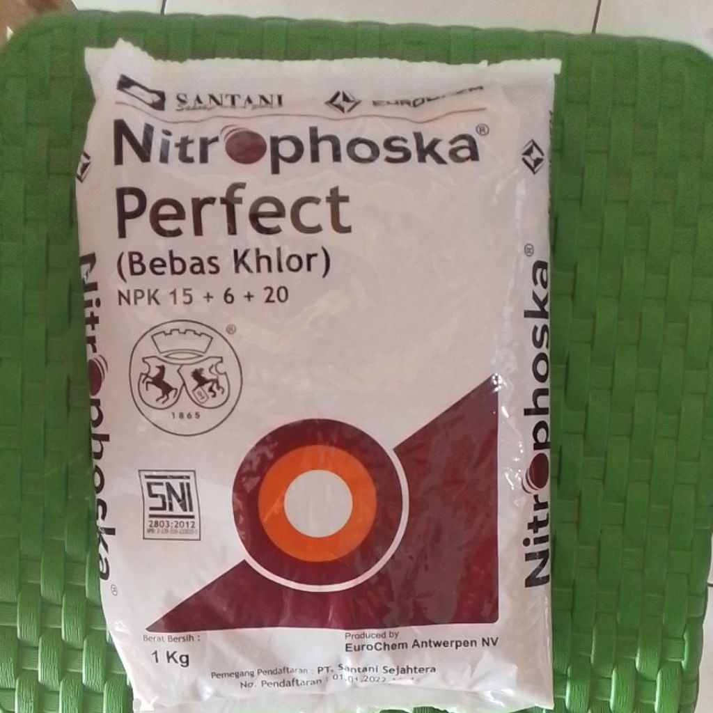 Jual Pupuk NITROPHOSKA PERFECT 15+6+20(+2+8)+TE Kemasan 1kg | Shopee ...