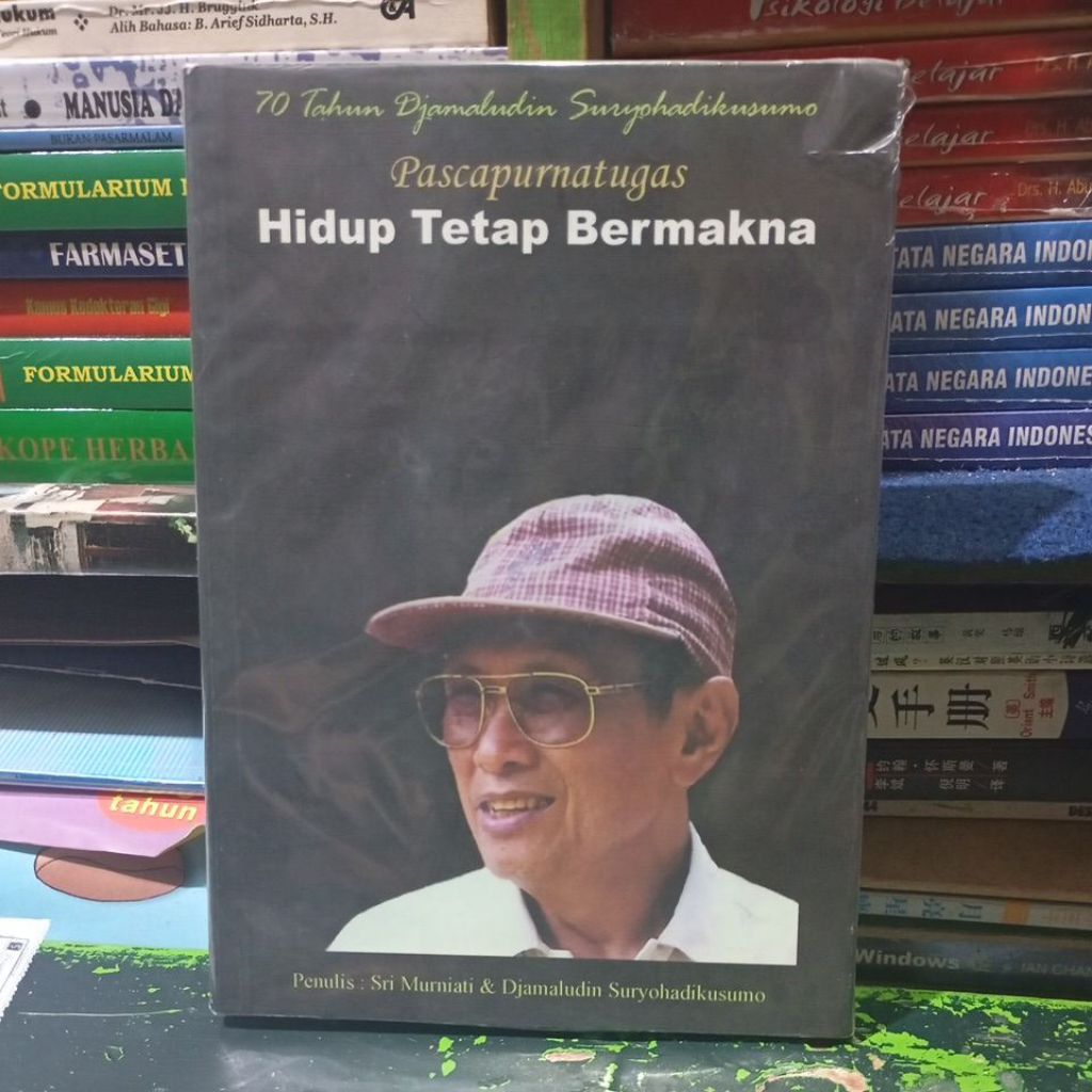 Jual [Original] 70 Tahun Djamaluddin Suryohadikusumo Pascapurnatugas ...