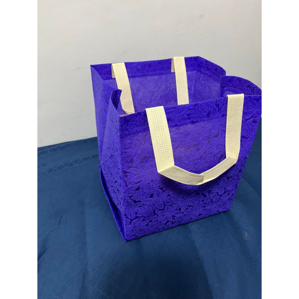 Jual (ISI 1 PACK = 60 PCS) Tas Hajatan Goodiebag Full Embos 22x22 cm ...