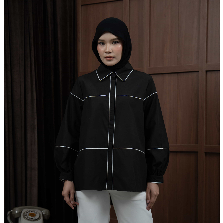 Jual Mayoutfit Zyrra Shirt | Kemeja Basic Poplin Wanita Aksen Stripe ...