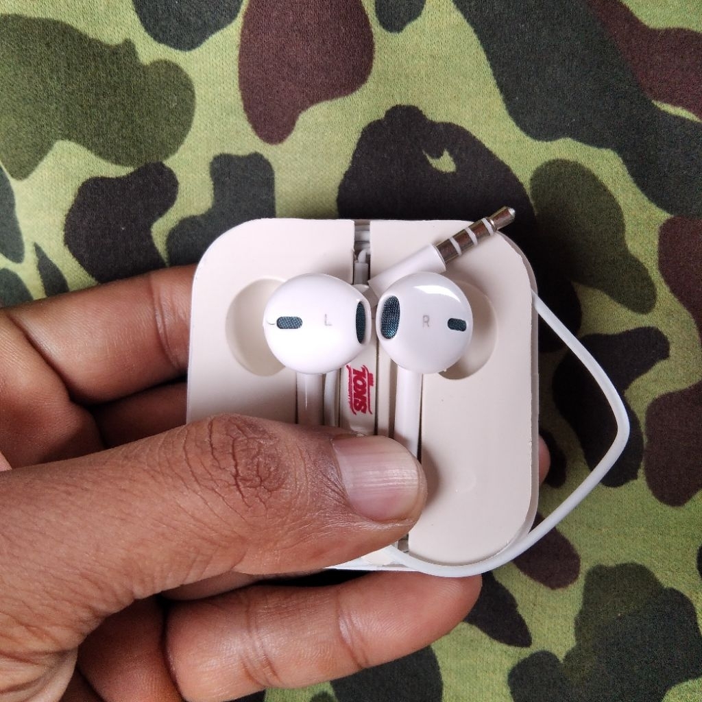 Jual headset musik earset mp3 player skol brazil handsfree tidak ada ...