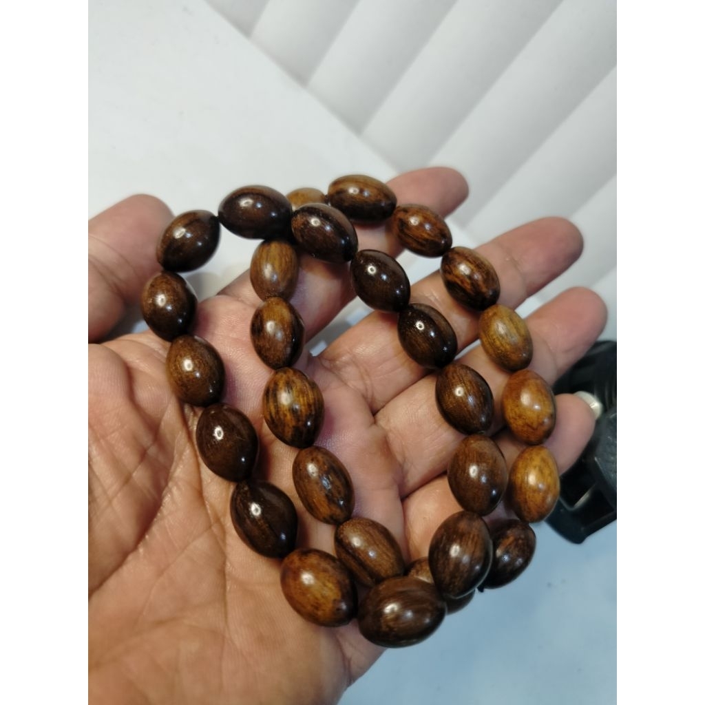 Jual Gelang Berkualitas Kayu Gaharu Bouya Super mode loncong 14mm ...