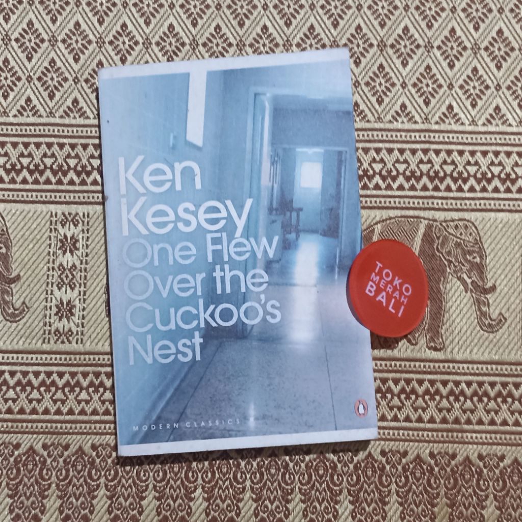 Jual Buku One Flew Over the Cuckoo's Nest by Ken Kesey | Shopee Indonesia