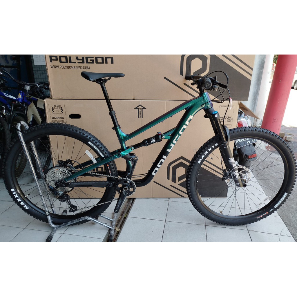 Jual SEPEDA MTB POLYGON 29 inch SISKIU T8 2025 GREY / CHAMELEON GREEN ...