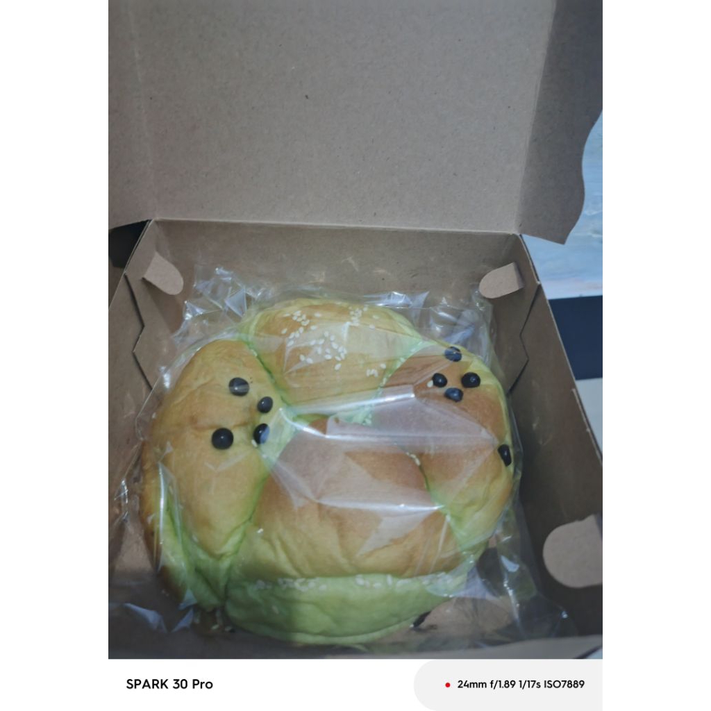 Jual roti pandan rasa susu dan santan | Shopee Indonesia