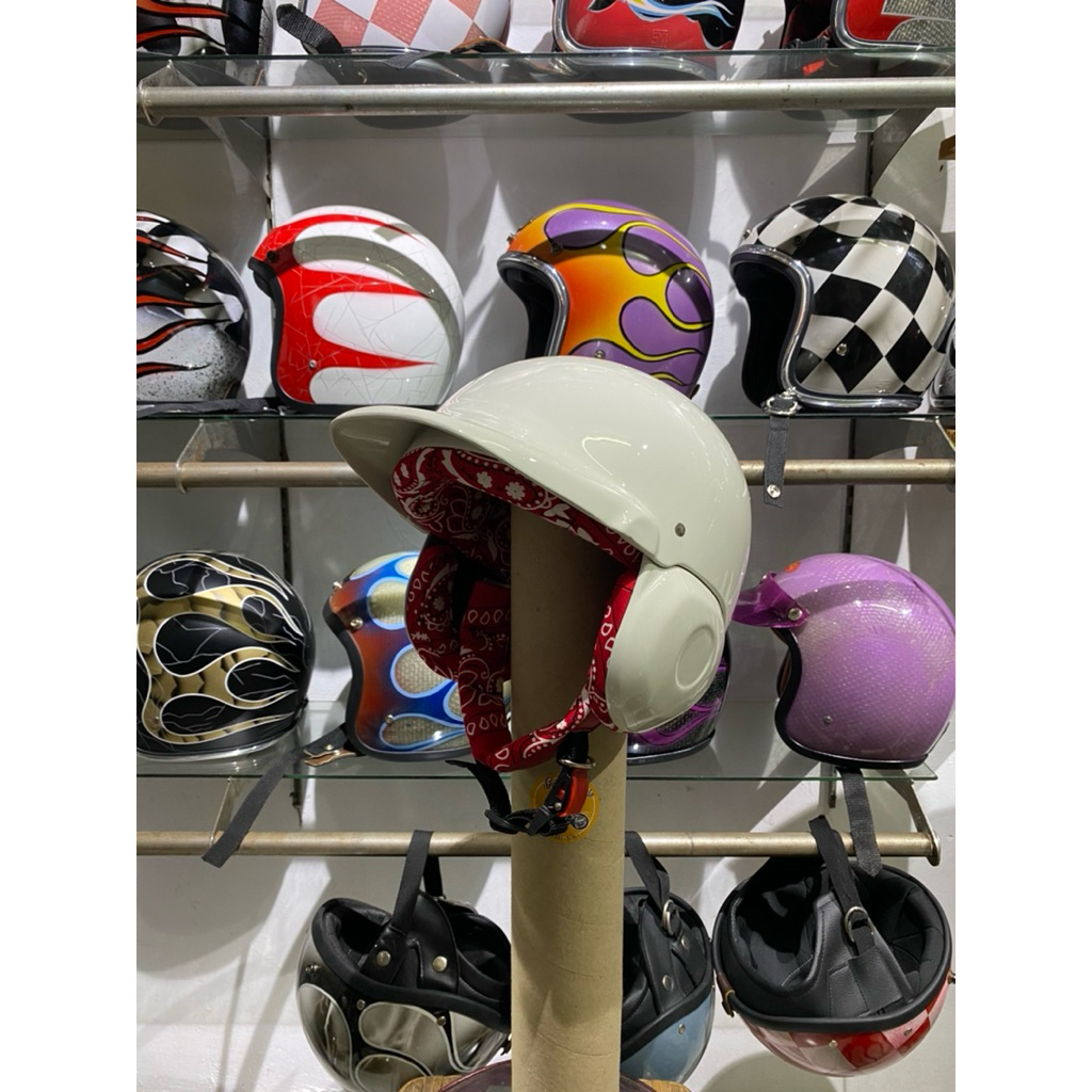Jual Helm baseball putih gading busa motif | Shopee Indonesia
