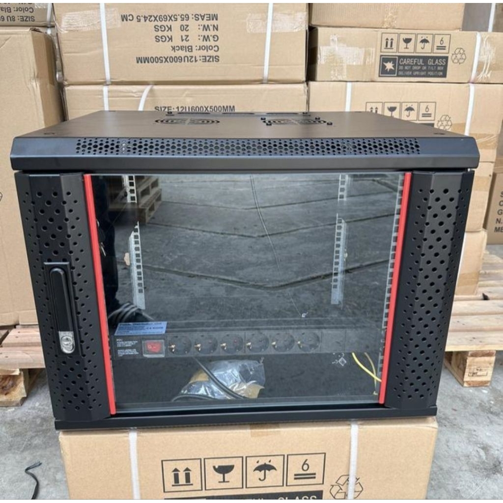 Jual RACK WALLMOUNT 6U 450MM Single Door 1 Fan 6 PDU Glass Door + LOCK ...