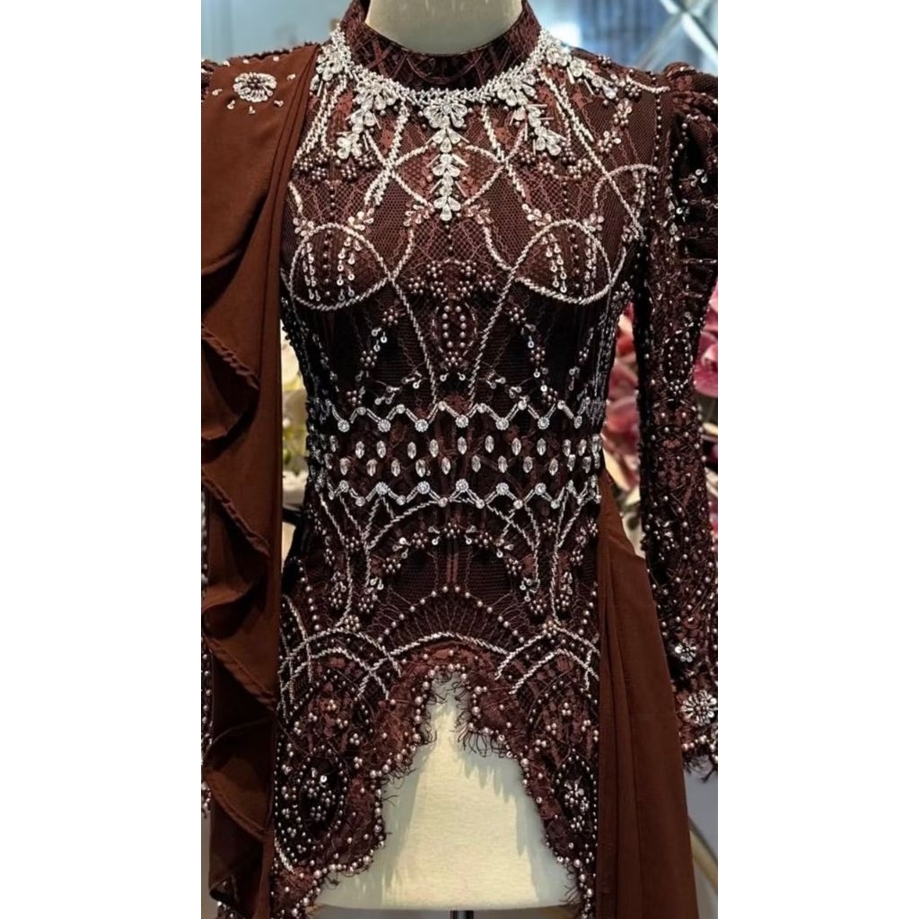 Jual KEBAYA CHANTILY CUSTOM - KEBAYA MAHOGANY | Shopee Indonesia