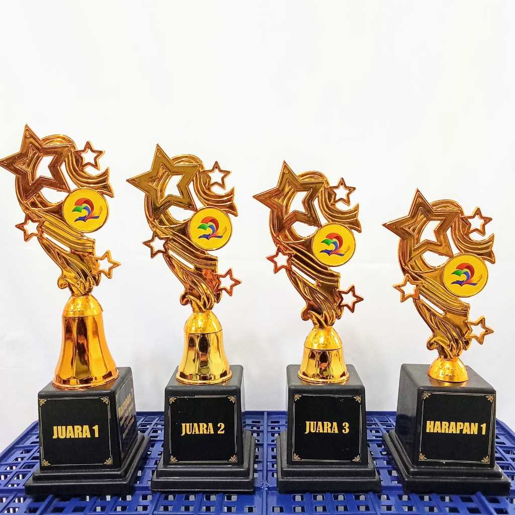 Jual PIALA 1 SET ISI 4 || Tinggi 30-35 cm | PIALA EMAS MURAH | MODEL ...