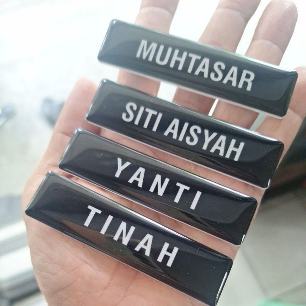 Jual Name tag / Papan Nama Dada BAHAN AKRILIK RESIN Peniti dan Magnet ...