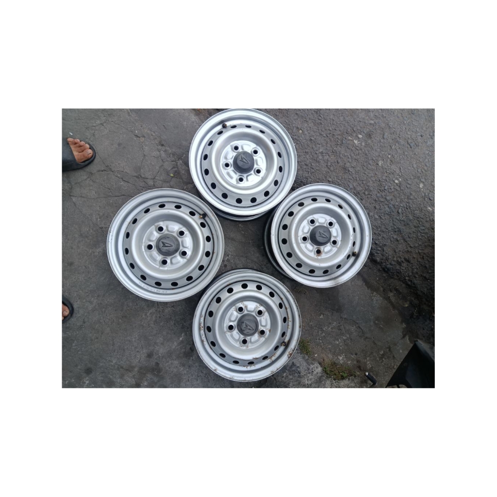 Jual Velg Mobil Kaleng OEM Daihatsu Grandmax R13 pcd 5x114 New Carry ...