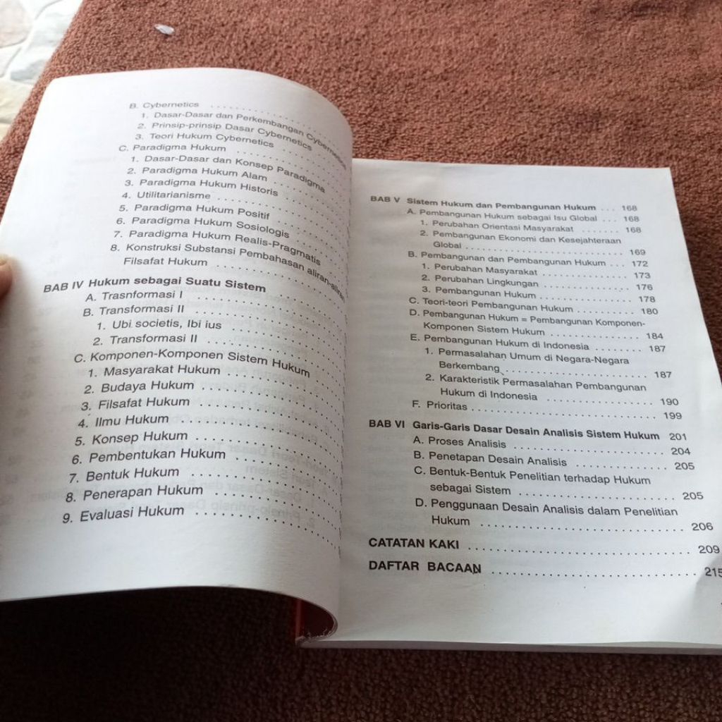 Jual BUKU HUKUM SEBAGAI SUATU SISTEM - PROF. DR. H. LILI RASJIDI, SH. S ...