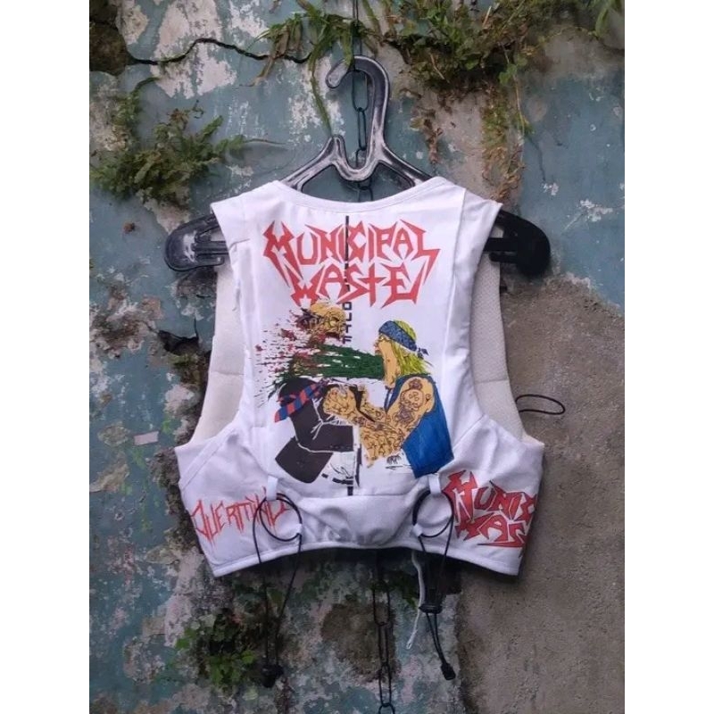 Jual Vest Trail Run Municipal Waste (Baca Deskripsi di bawah) | Shopee ...