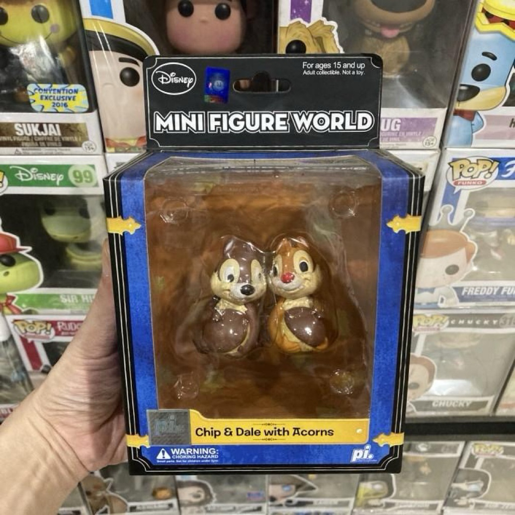 Jual Original disney mini figure world chip & dale acorn | Shopee Indonesia