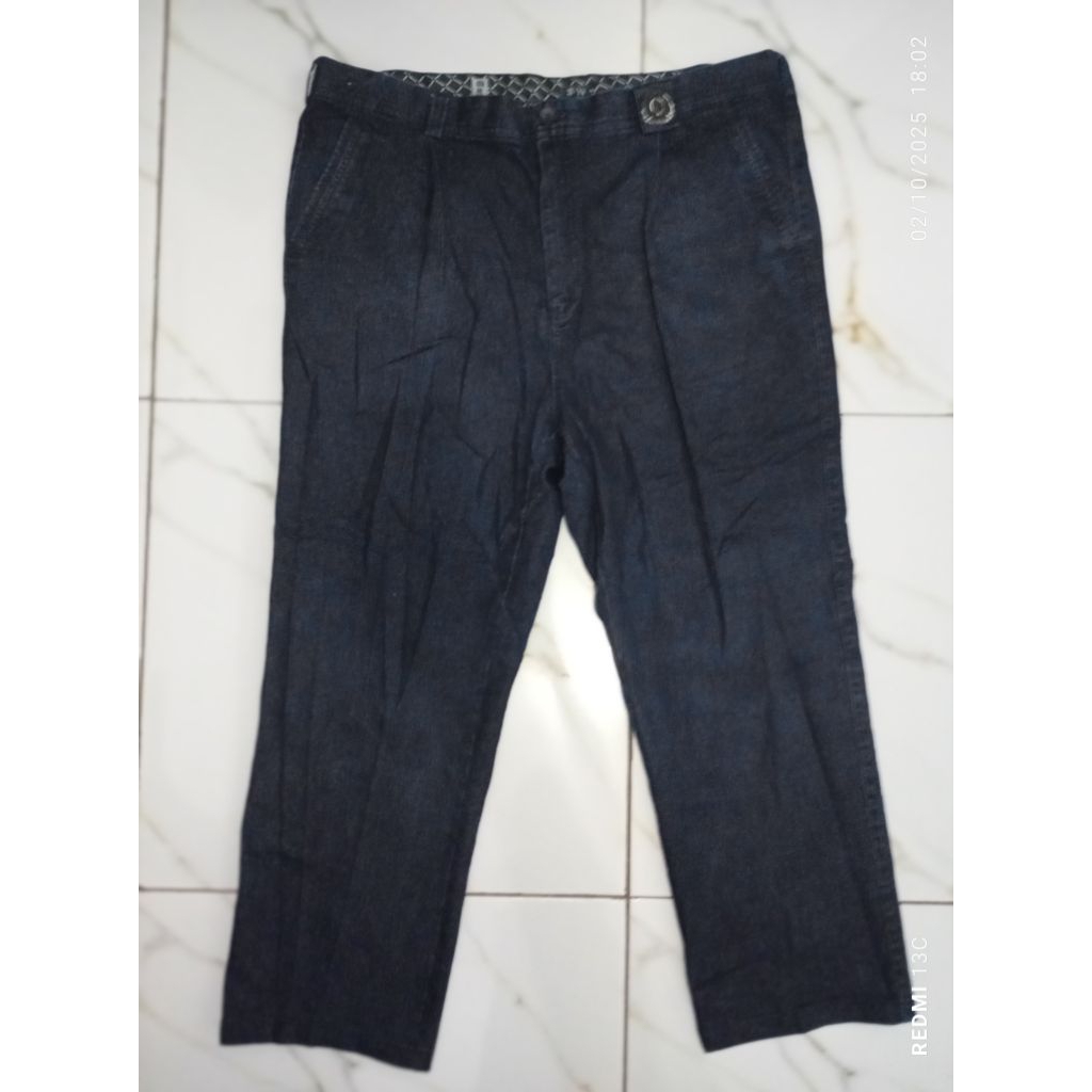 Jual preloved celana panjang jeans pria jumbo trady stretch | Shopee ...