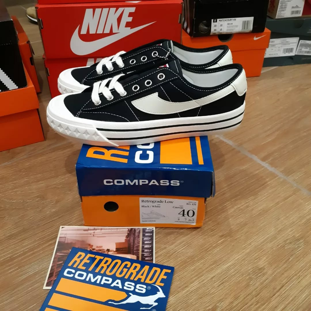 Jual Sepatu Compas RetroGrade Low Black White Sneakers Pria Wanita ...