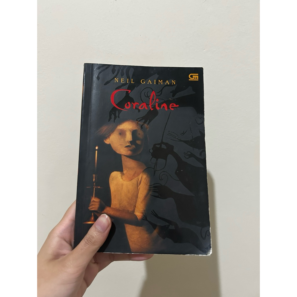 Jual Novel Coraline - Neil Gaiman | Shopee Indonesia