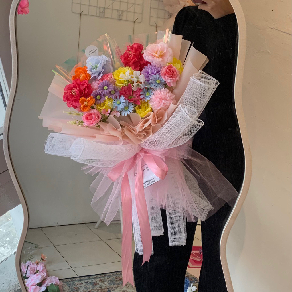 Jual PO - Bouquet/Bucket/Buket Bunga hologram banjarmasin | Shopee ...