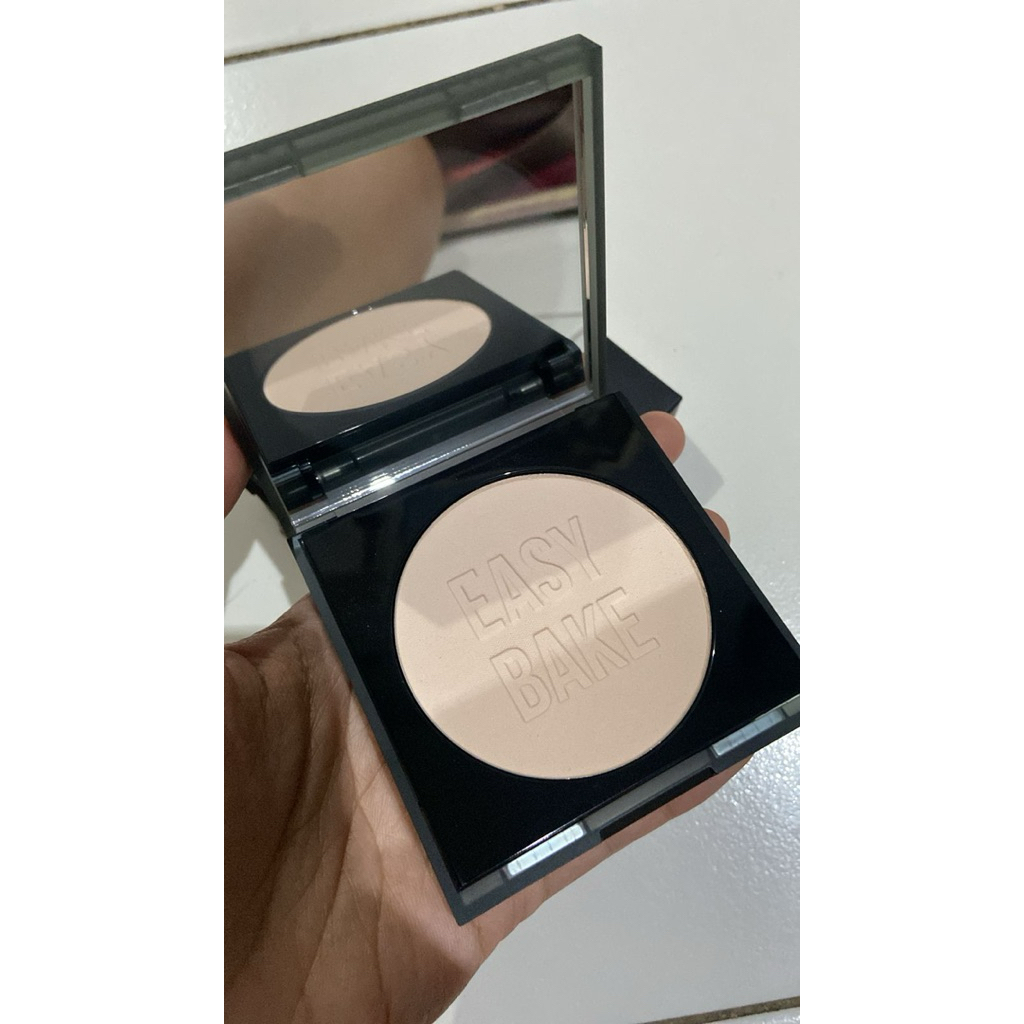 Jual Bukan preloved tapi baru - Compact Powder Huda Beauty | Shopee ...