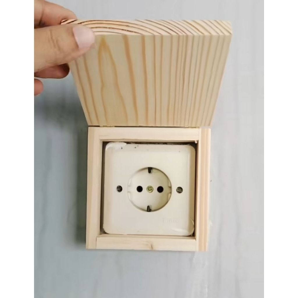 Jual Frame Saklar Tutup Saklar Kayu Pajangan Dinding | Shopee Indonesia